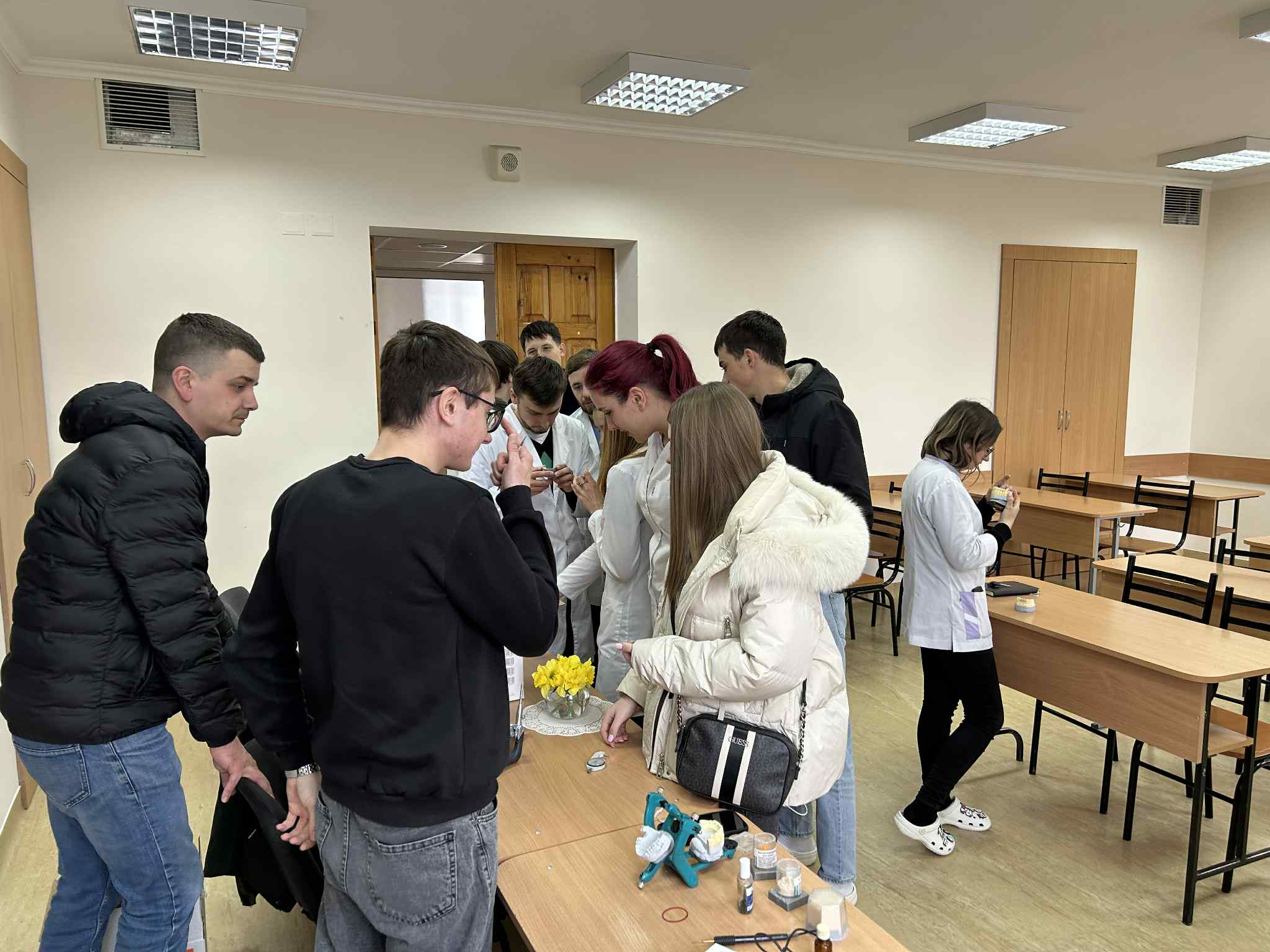 Târgul de cariere pentru elevii programului de formare profesională ...